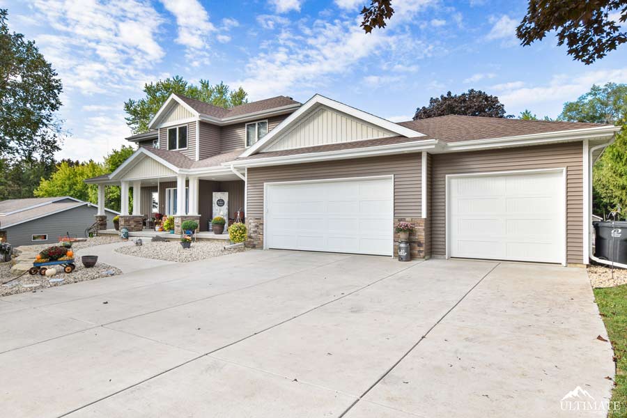 Contracting Company in Cottage Grove, WI | Ultimate Construction Inc